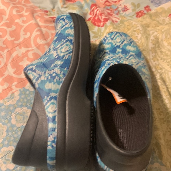 CROCS | Shoes | Crocs Clogs Brand New Never Used | Poshmark